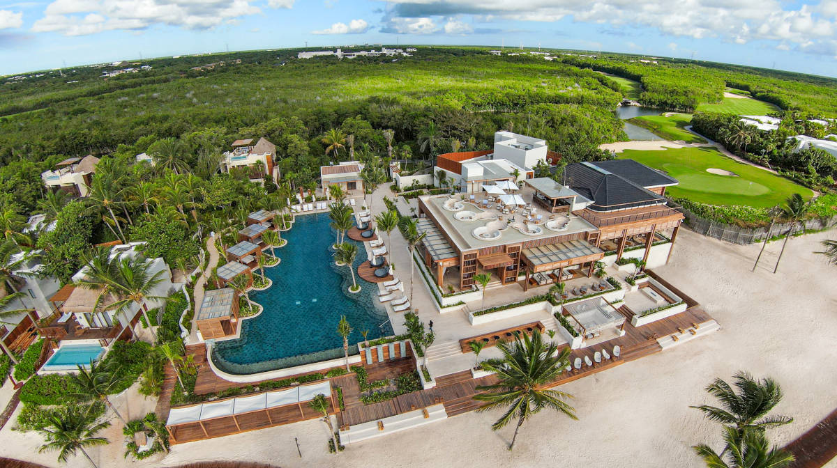Escapa de la ciudad a un paraíso terrenal con Fairmont Mayakoba | Esquire